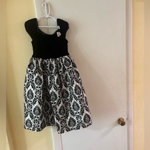 George | Dresses | George Black And White Formal Kids Dress | Poshmark